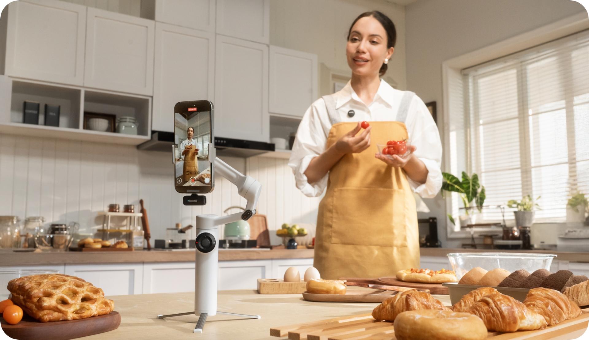 Insta360 Flow 2 Series – Your Pocket AI Filmmaker