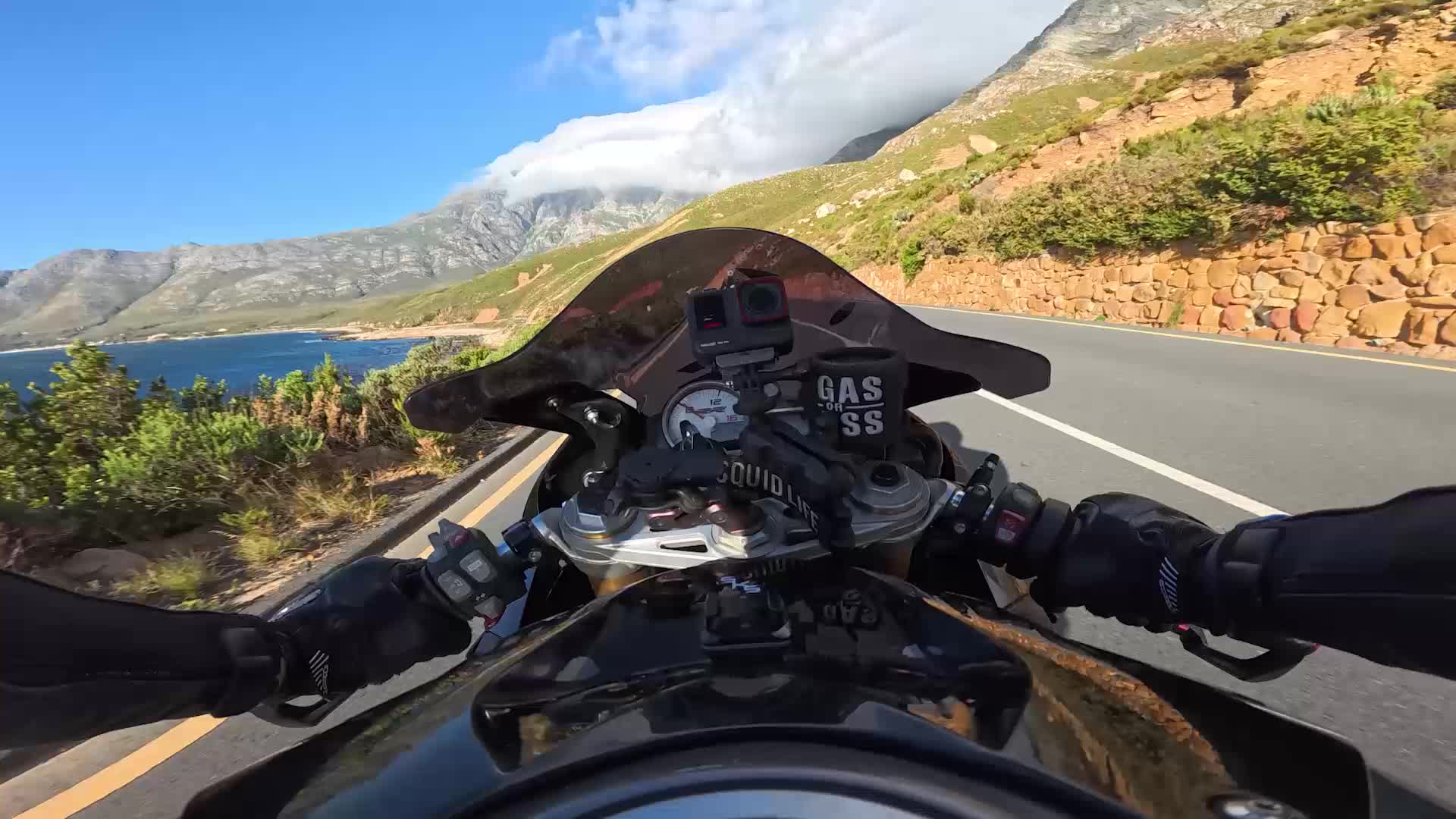 Best Action Camera for Motorcycling - Insta360 Store