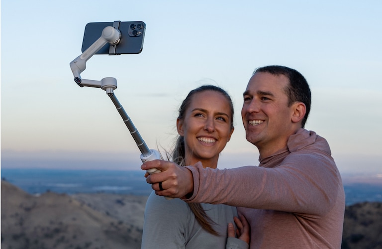 Serie Flow 2 Insta360 - Il tuo regista IA tascabile