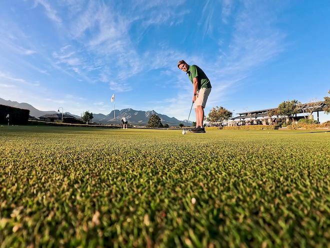 影石Insta360 GO Ultra – 4K 便携第一人称运动/生活相机